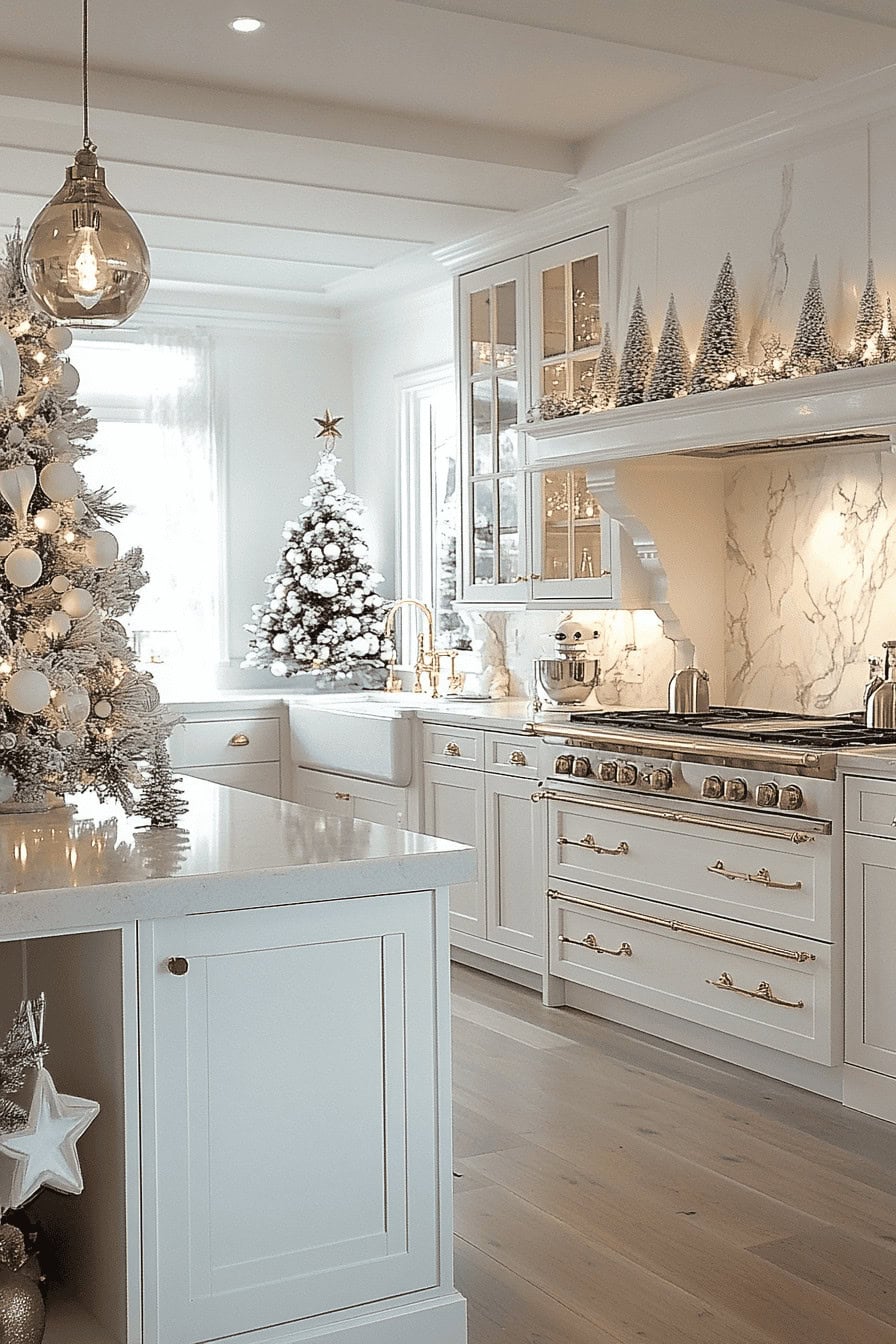 20 Creative Ideas For A Beautiful Christmas Kitchen | The Olive Branch Nest