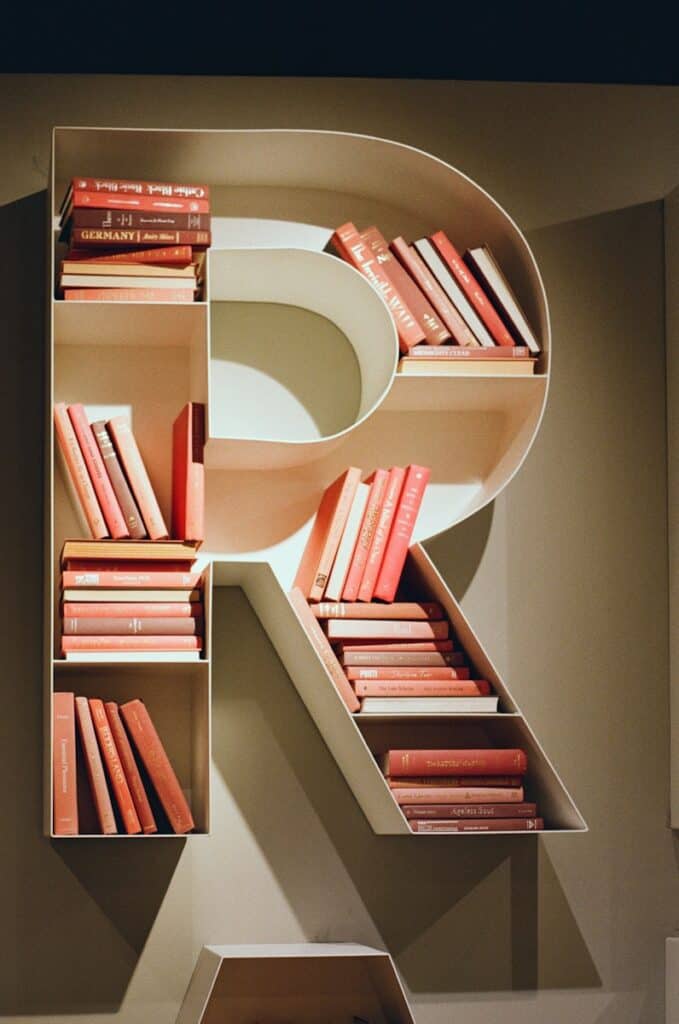 12 Modern Bookshelf Ideas That Instantly Elevate A Room | The Olive ...