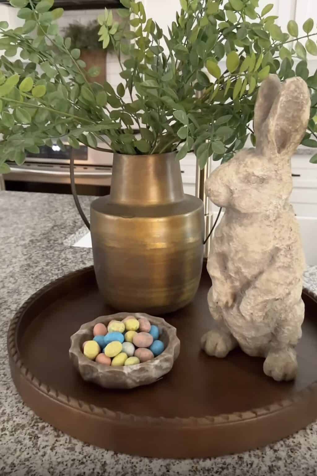 15 Cute Bunny Centerpieces For Easter | The Olive Branch Nest